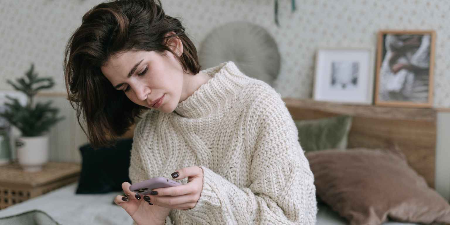 8 Concrete Signs They’re a Bad Texter – Collective World