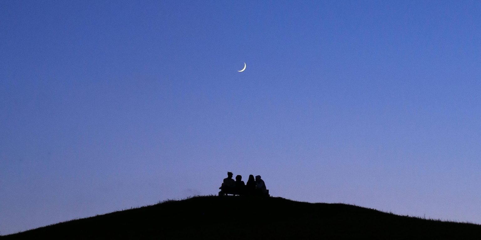 3 Zodiacs Finding Healing Beneath The Pisces New Moon (2/28 ...